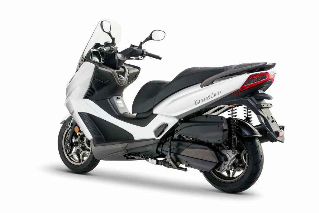 KYMCO Grand Dink 300 ABS | Precio, Ficha Tecnica, Opiniones y Prueba