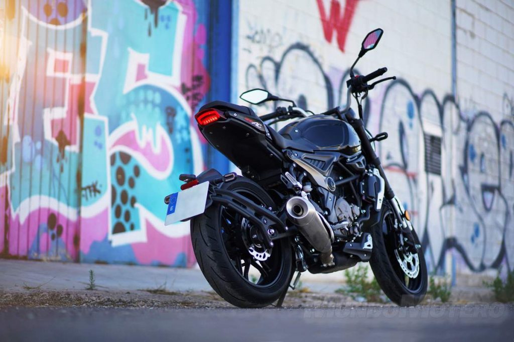 VOGE 300AC / 300ACX 2022 Prueba, Opiniones y Precio