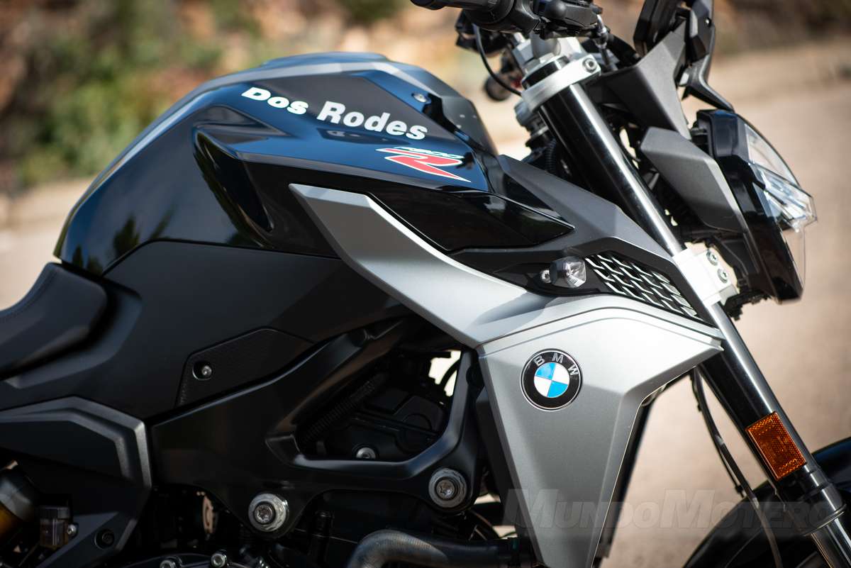 BMW F 900 R 2022 Prueba, Precio y Ficha Técnica