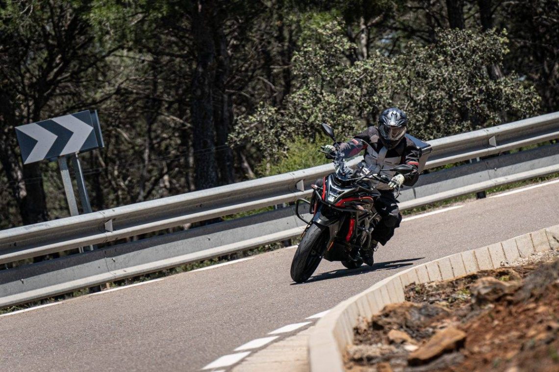 VOGE 300 DS 2022 Prueba, Precio y Ficha Técnica
