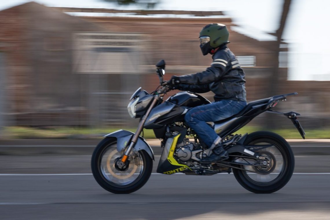 ZONTES Z2-125 2022 Prueba, Precio y Ficha Técnica