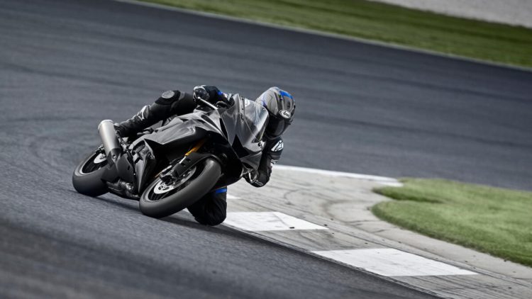 Yamaha YZF-R6 Race 2022 Precio, Ficha Técnica, Opiniones y Prueba