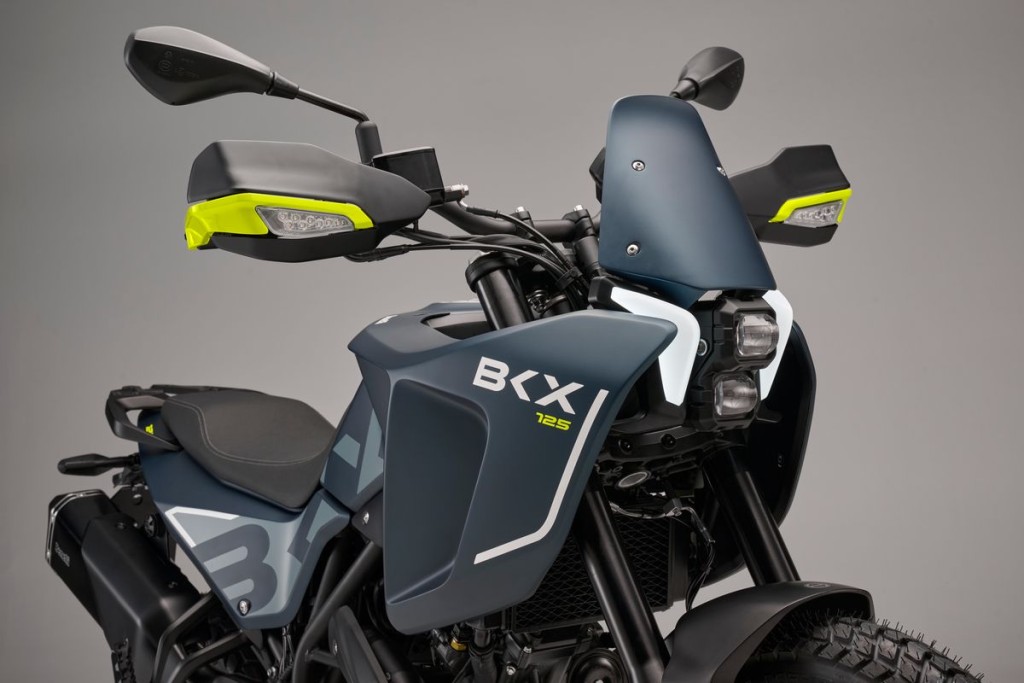 BENELLI BKX 125 / 300 2025 Novedades Motos Trail Adventure | MundoMotero.com