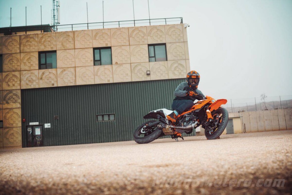 KTM 125 SMC R 2025 Precio, Ficha Técnica y características ...